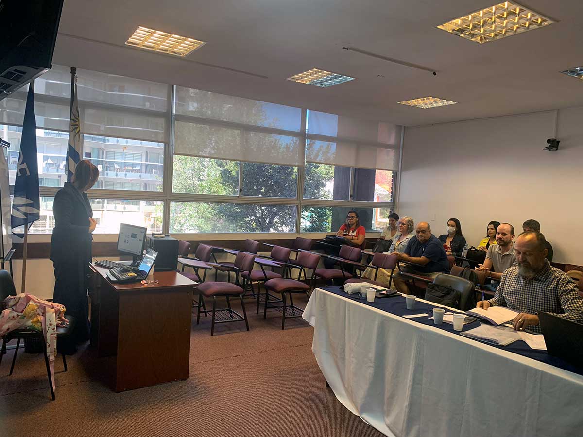 Defensa De Tesis En Ude